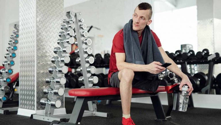 10 Gym Essentials for Men in 2026 (Boost Your Workout & Look Good)