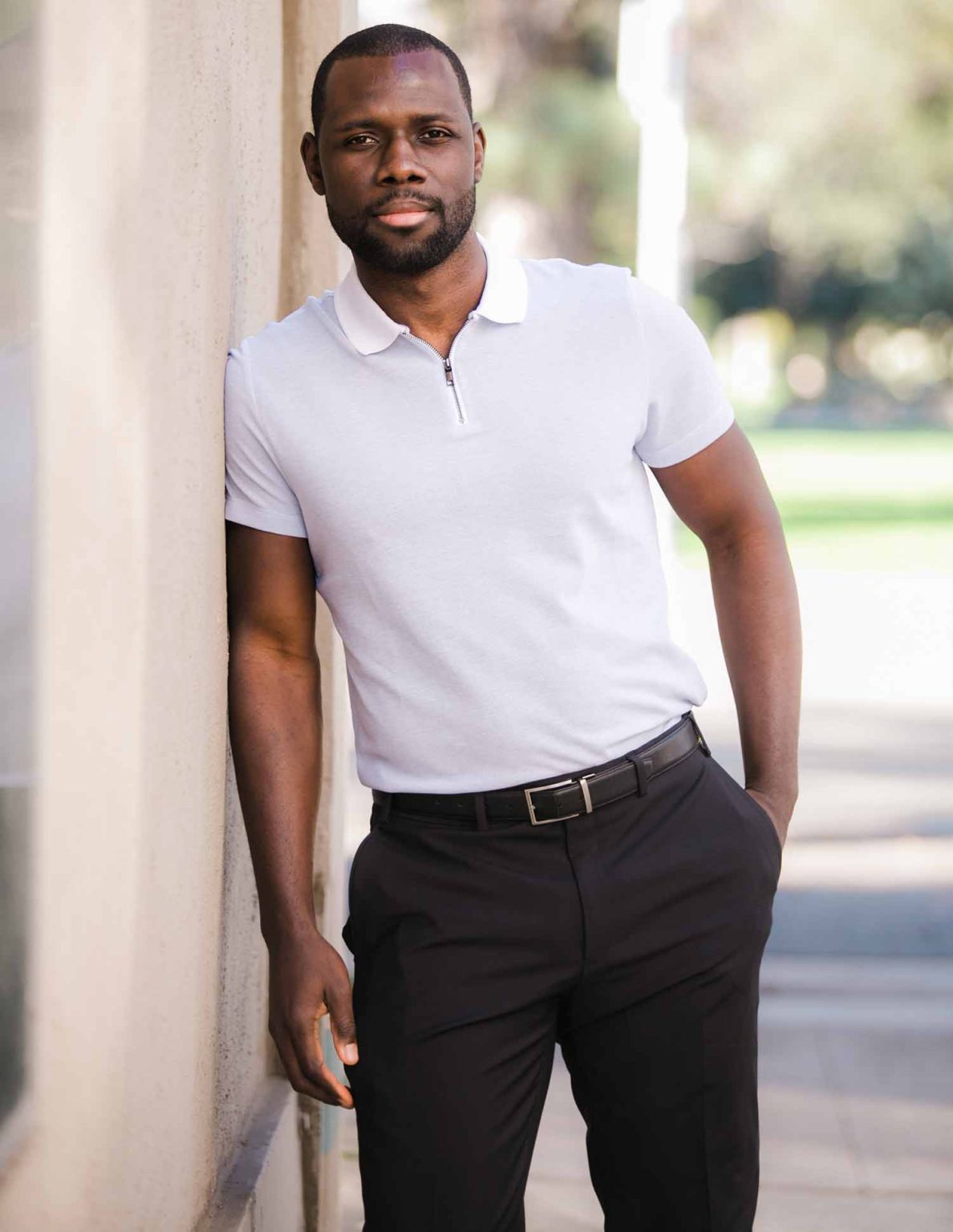 How to Dress for a Job Interview for Men in 2024 (5 Scenarios)