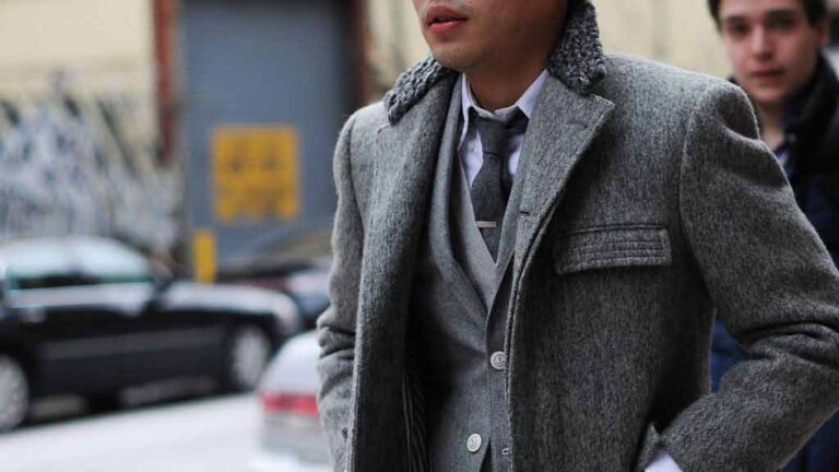 The Best Clothing Color Combinations for Men (A Stylist's Guide)